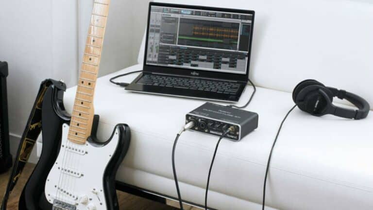 How To Connect Guitar Amp To Computer | All Stringed