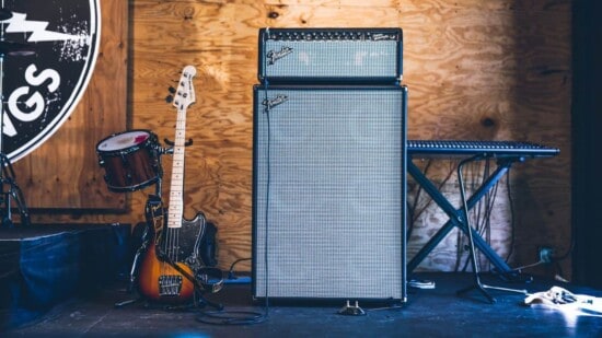 How To Daisy Chain Guitar Amps | All Stringed