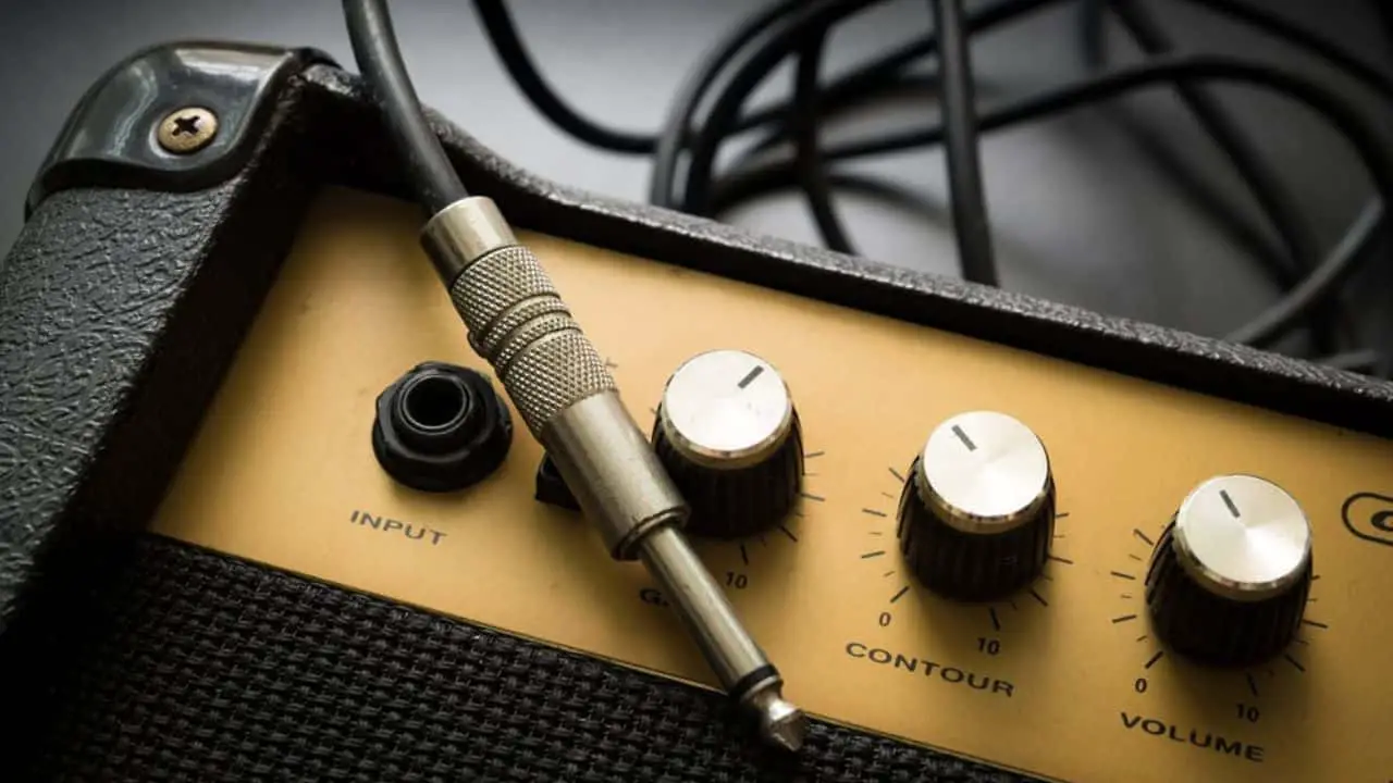 What Is Contour On A Guitar Amp? | All Stringed